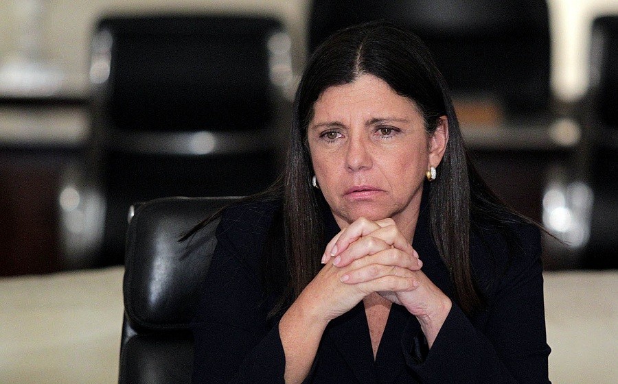 Família Sarney fica fora da política local e nacional