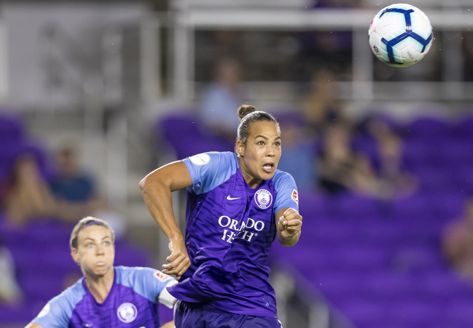 Namorada de Marta, zagueira Toni Pressley luta contra câncer de mama