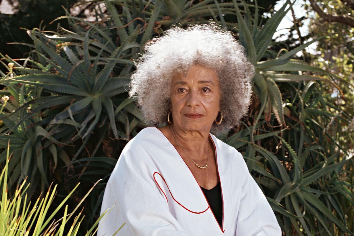 Filósofa feminista Angela Davis é capa de edição especial da Vanity ...