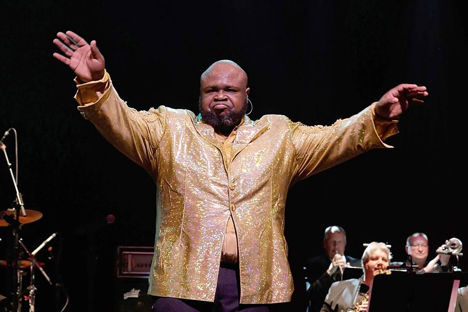 Bruce Williamson, do The Temptations, morre aos 49 anos