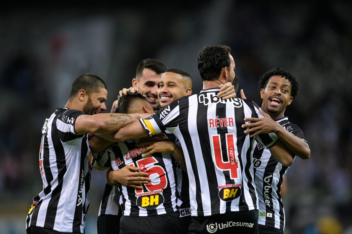 Atlético Mg Supera 100 Gols Na Temporada Goleia Fortaleza E Fica Perto