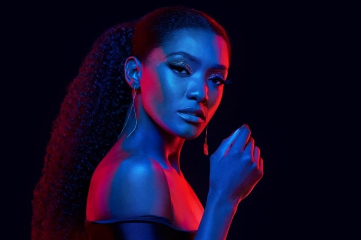 Verdades Secretas 2: Erika Januza revela dificuldade em cenas íntimas ... Verdades Secretas 2: Erika Januza revela dificuldade em cenas íntimas ...