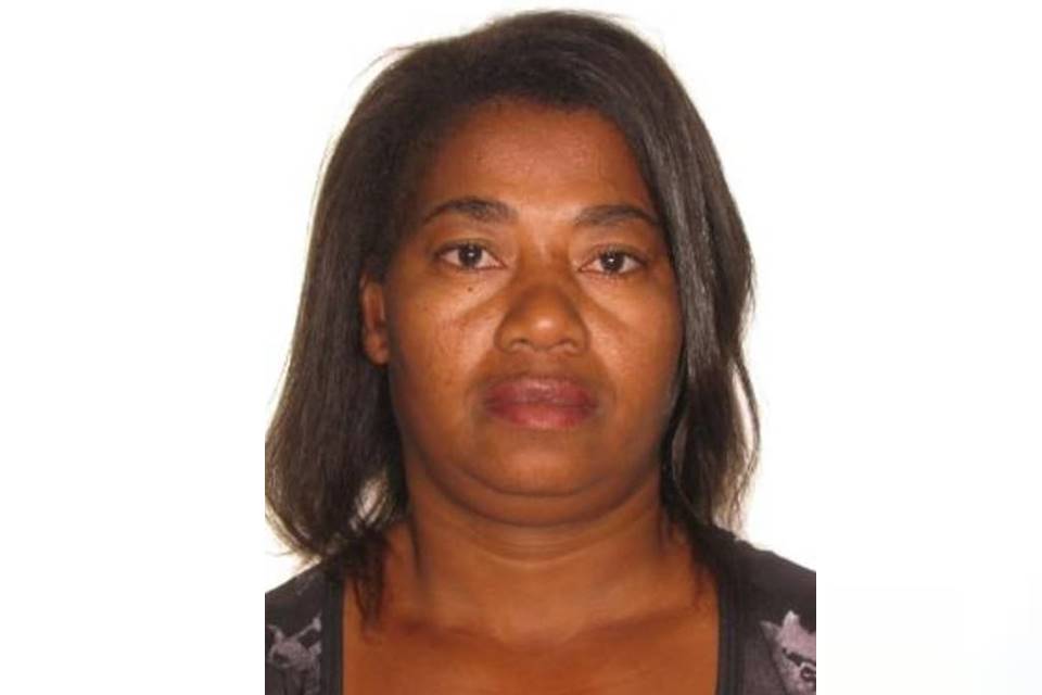 Mulher Morta Com Golpes De Facão Por Ex Genro é Enterrada No Entorno