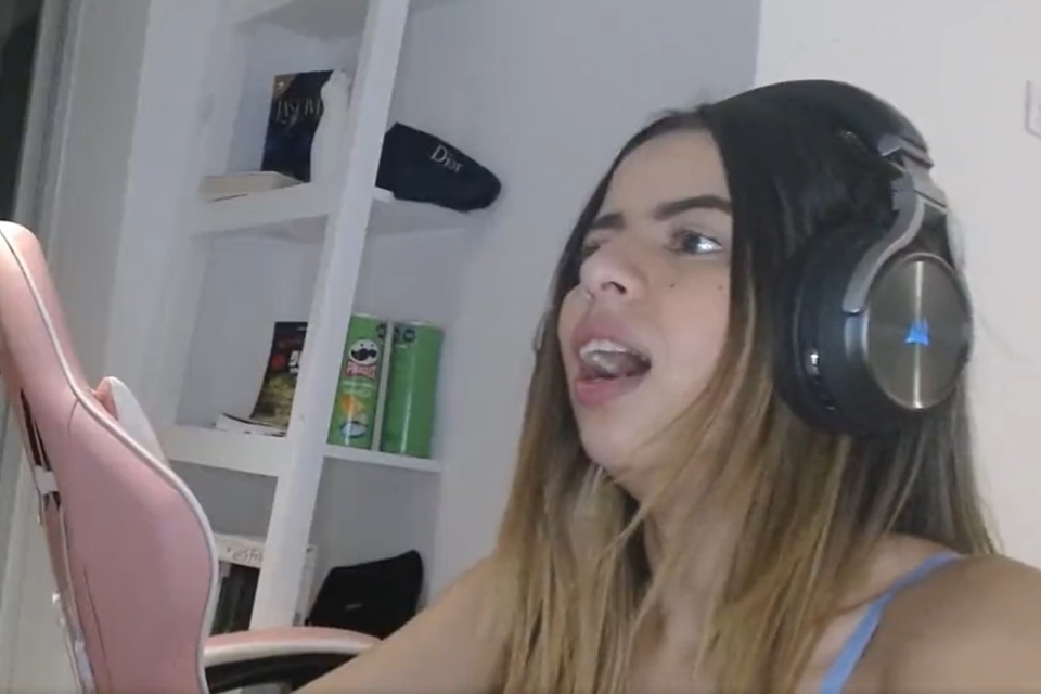 Vídeo Streamer Faz Sexo Durante Live E é Afastada Da Twitch Metrópoles
