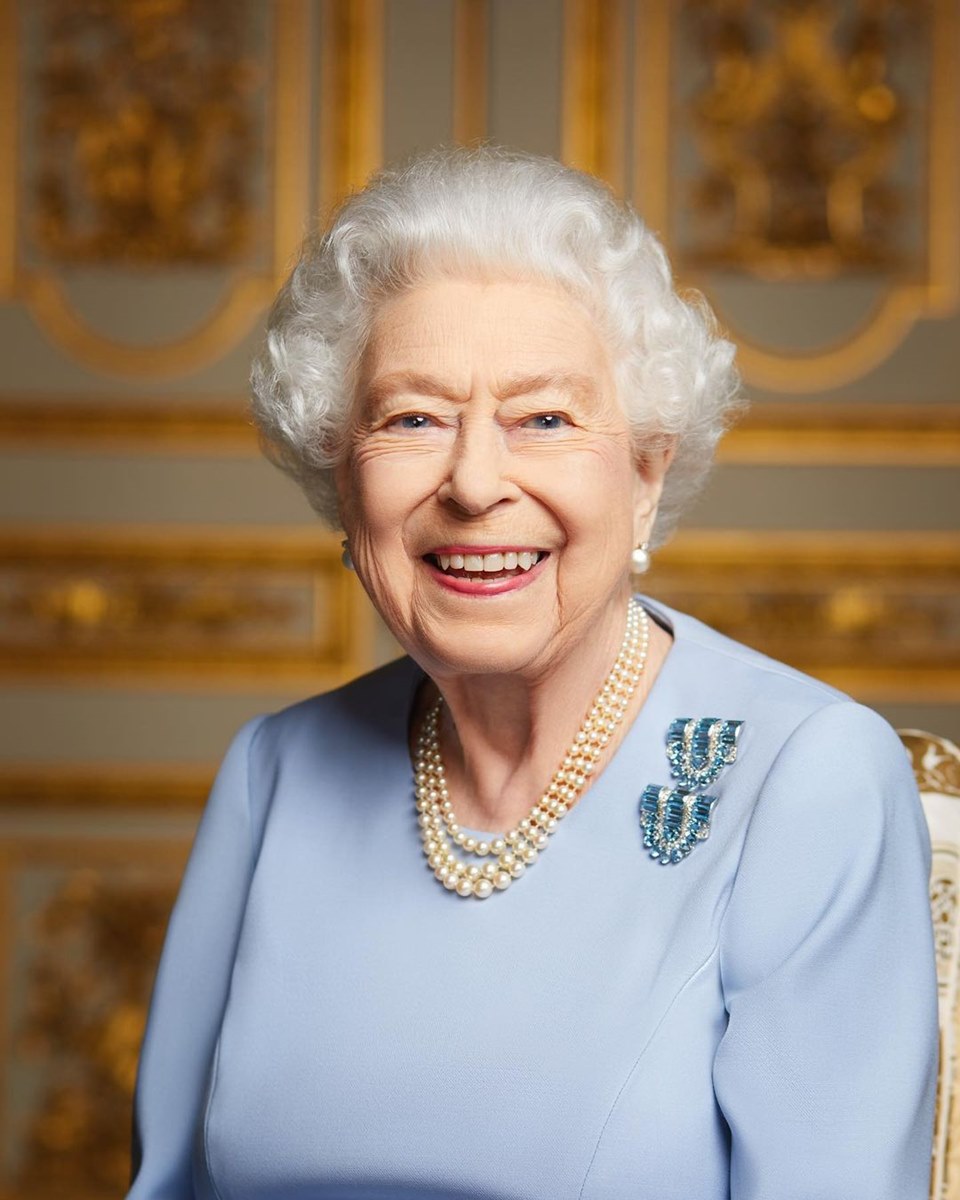 Fotógrafo revela reação da rainha quando a pedia sorriso para foto