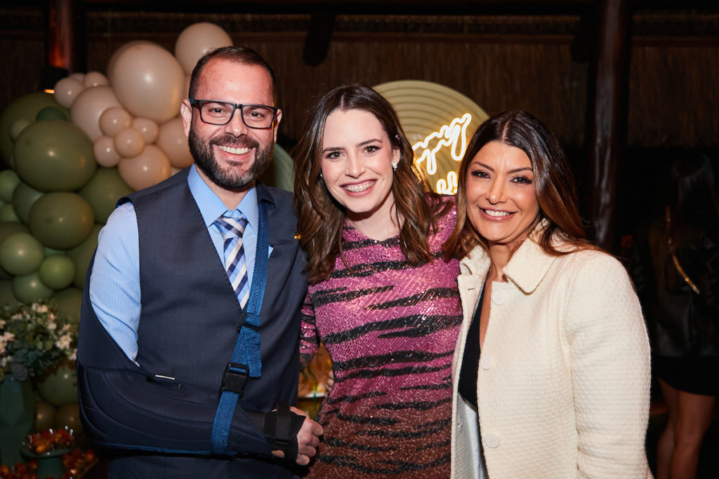 Zoe Martínez comemora aniversário em festa prestigiada por autoridades ...