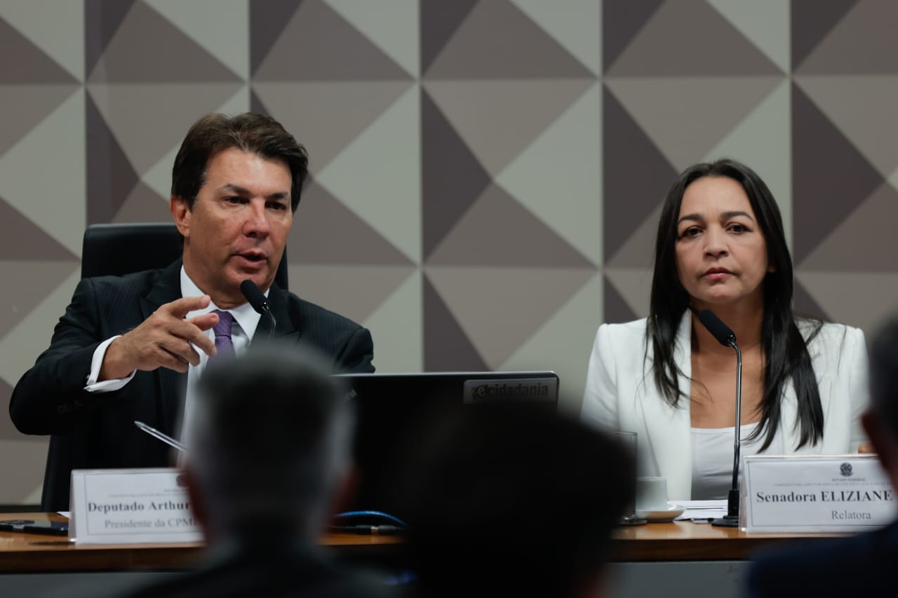 CPMI do 8/1 discute e vota relatório de Eliziane Gama; acompanhe ... CPMI do 8/1 discute e vota relatório de Eliziane Gama; acompanhe ...