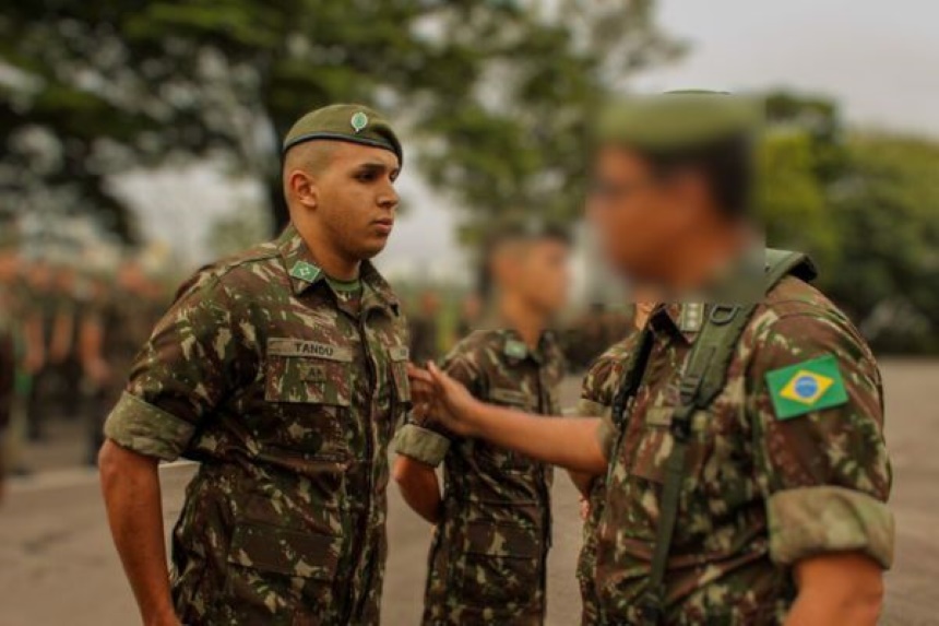 Quem é O Cabo Suspeito De Transportar As Armas Furtadas Do Exército