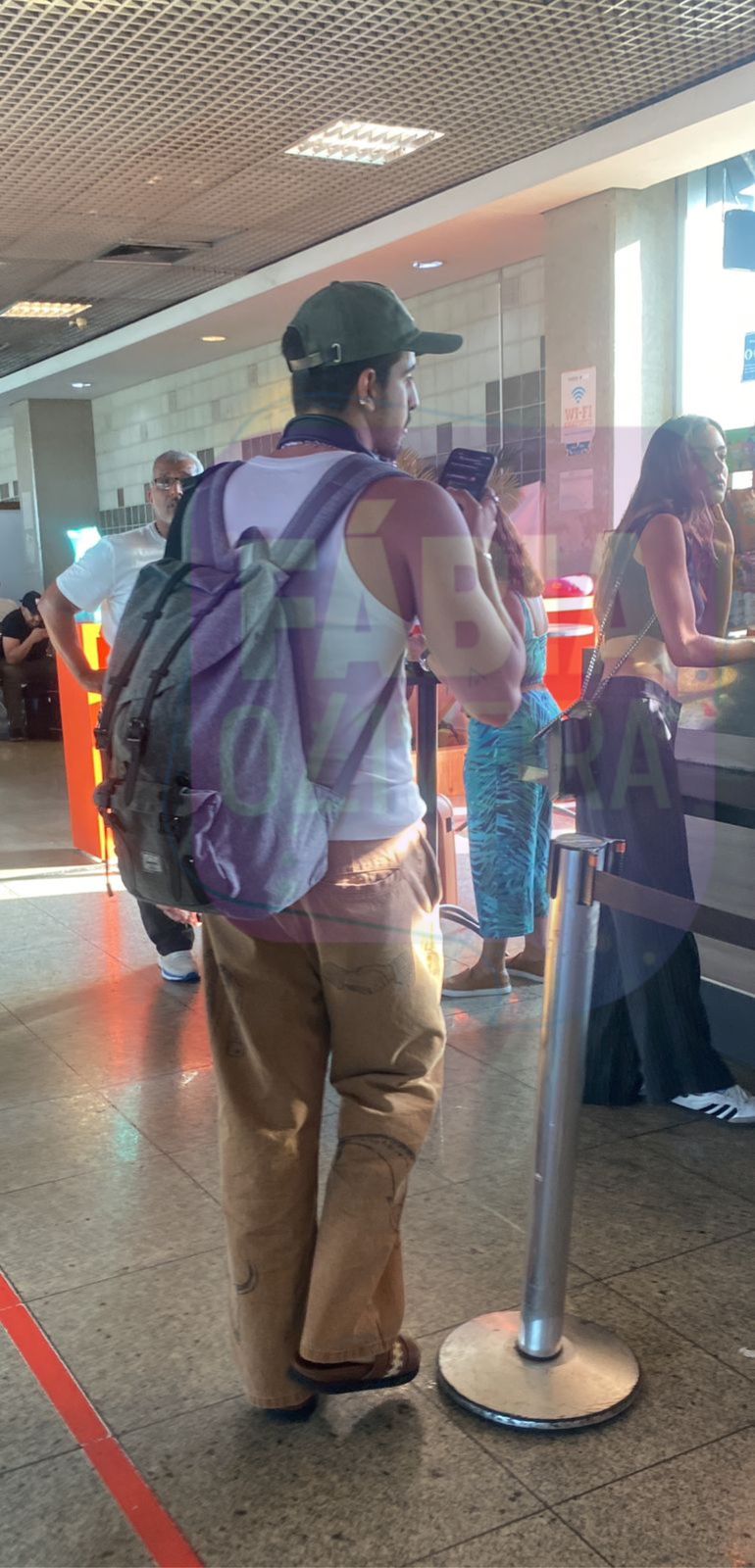 Enzo Celulari é flagrado ao lado de ex. Veja foto!