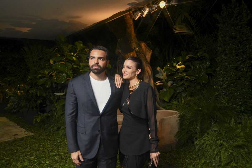 Cesca Civita e Victor Iglesias celebram noivado com festa bombada ...