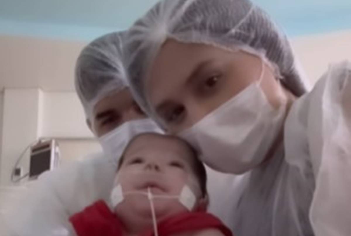 Esposa de Zé Vaqueiro celebra melhora de filho do casal: “Milagre ... Esposa de Zé Vaqueiro celebra melhora de filho do casal: “Milagre ...
