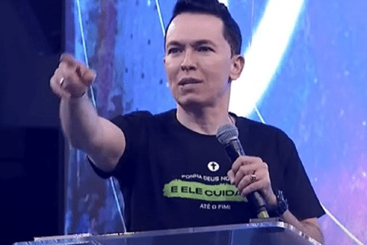 Vídeo: pastor Lucinho assume também ter beijado a boca do filho ...