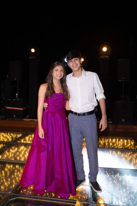 Maria Clara Pena celebra os 15 anos em noite memorável no Lago Sul ...