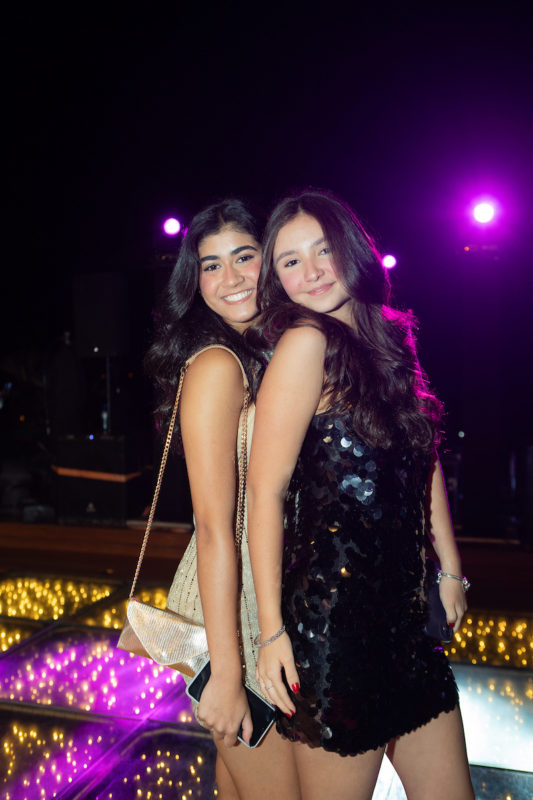 Maria Clara Pena celebra os 15 anos em noite memorável no Lago Sul