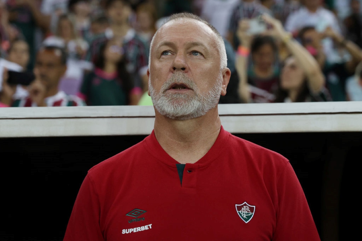 Ele fica! Mano Menezes renova com o Fluminense para 2025 | Metrópoles Ele fica! Mano Menezes renova com o Fluminense para 2025 | Metrópoles