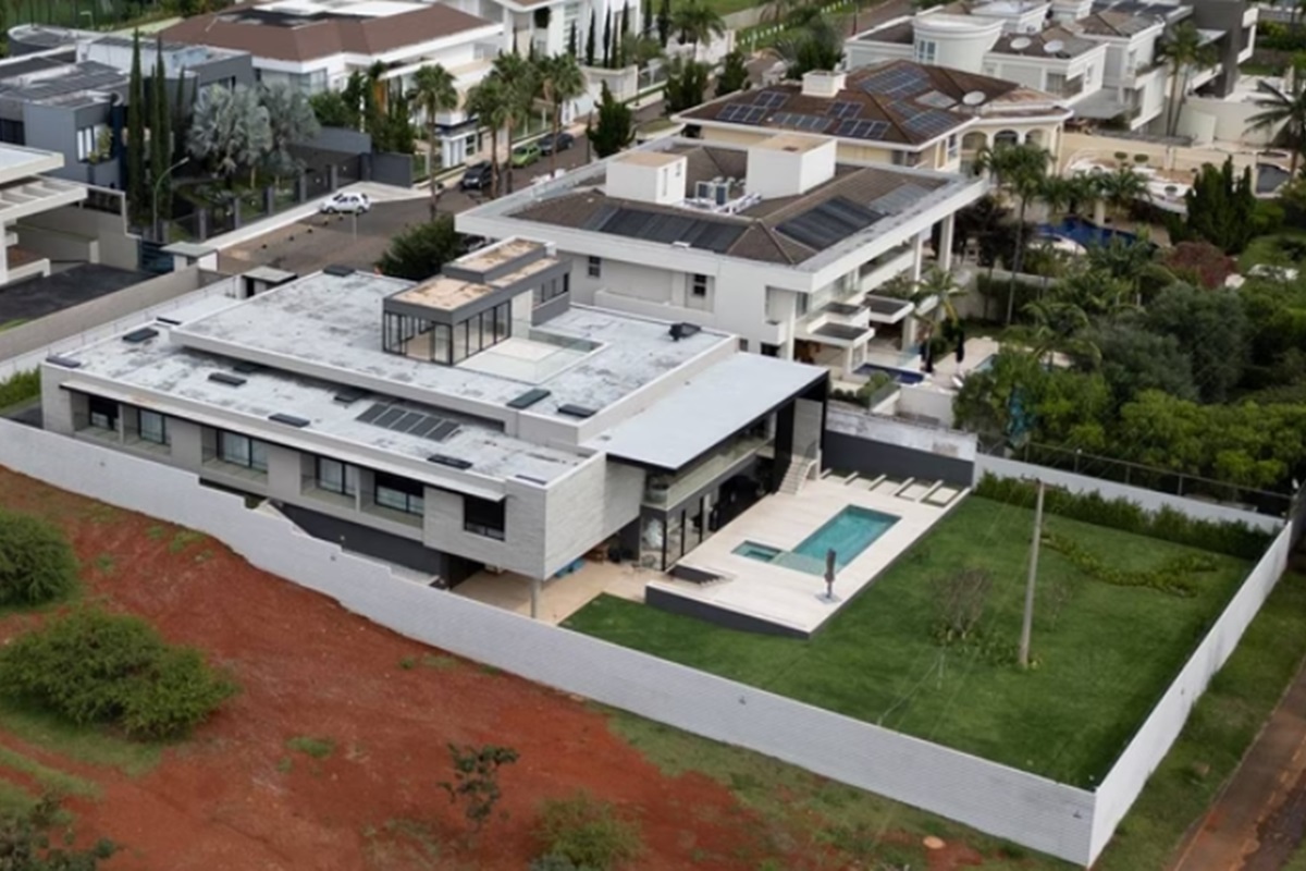 Gaeco faz busca em mansão de ex-secretário do DF suspeito de corrupção ... Gaeco faz busca em mansão de ex-secretário do DF suspeito de corrupção ...