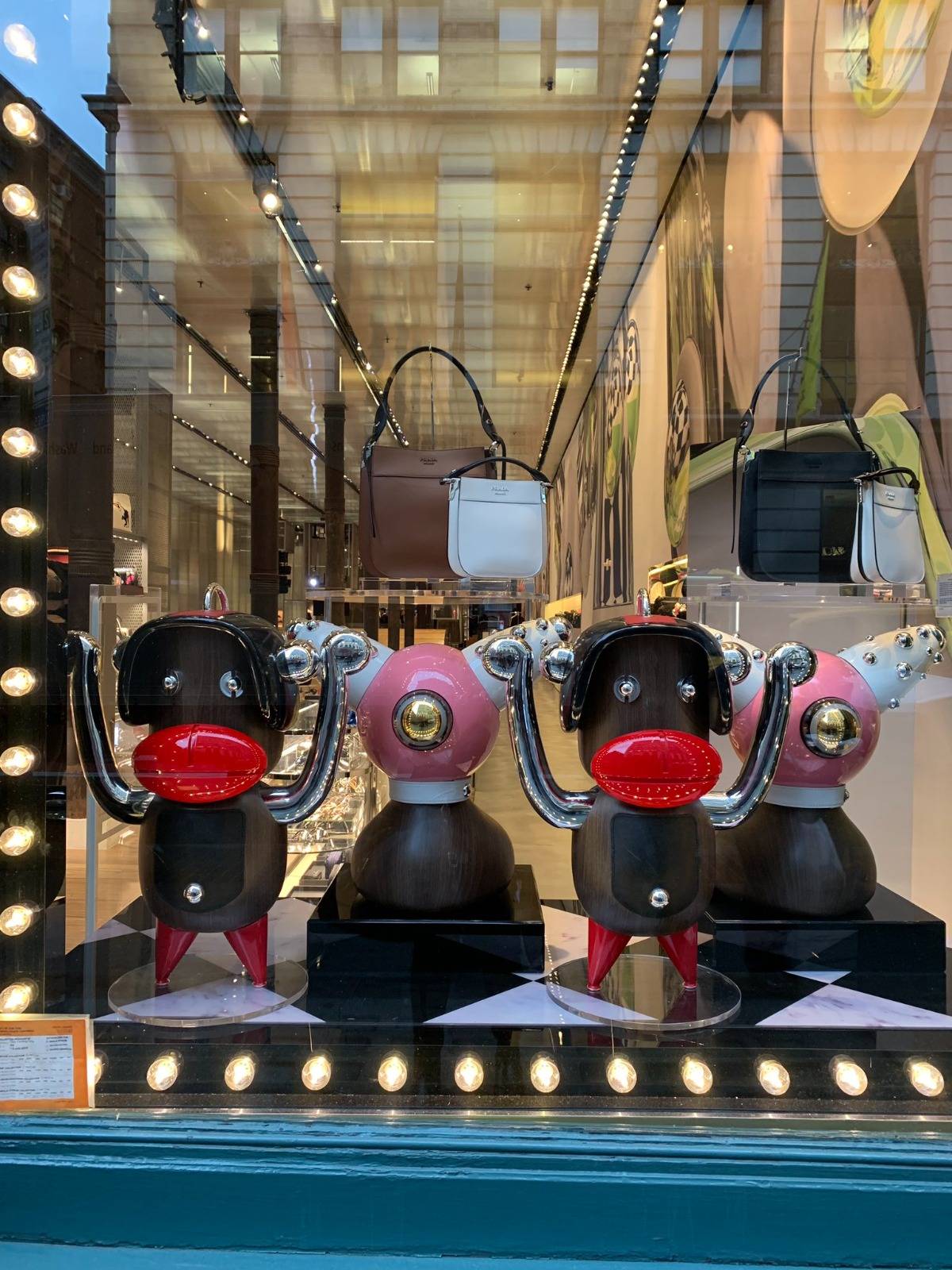 Blackface: prática racista já foi pauta na moda. Relembre casos