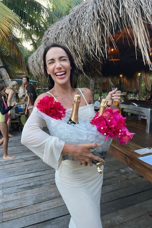 Mari Lovis comemora aniversário em animada viagem a Milagres | Metrópoles