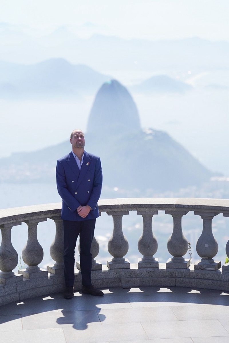Príncipe William repete ato da mãe, princesa Diana, no Cristo Redentor ...