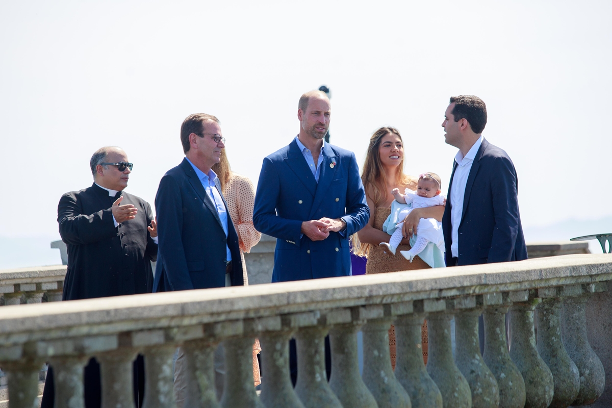 Príncipe William repete ato da mãe, princesa Diana, no Cristo Redentor